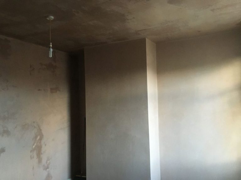 Signs You Need to Replaster Walls - P3 Plastering